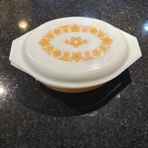 Pyrex | Kitchen | Pyrex Butterfly Gold Casserole Dish 12 Quart 43 ...